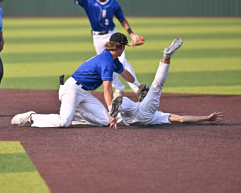 Turning Double Plays with Seamless Coordination – Field Sports Training